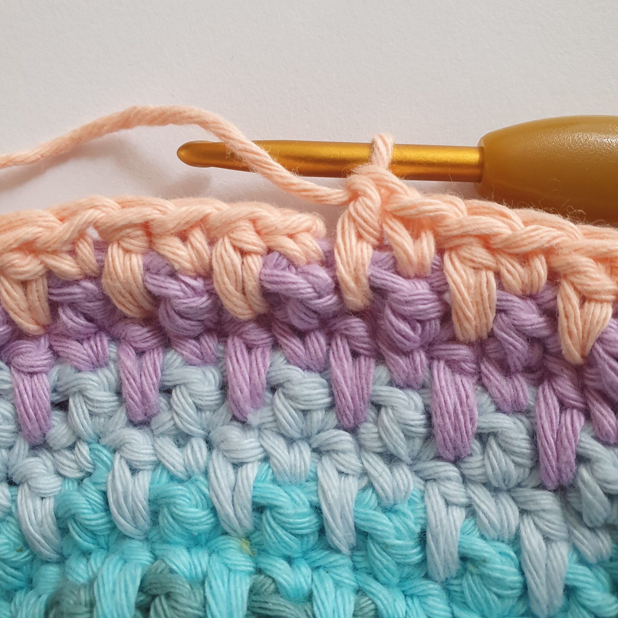 Interlocking arches – Studio Madelaine Crochet Patterns